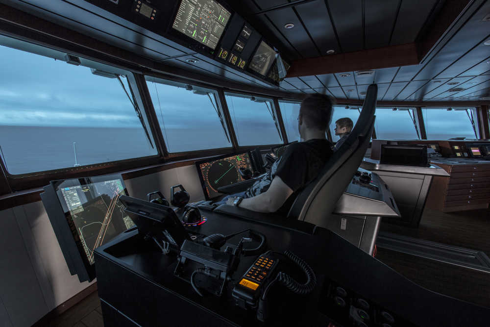Bridge Systems & Control Centres - Kongsberg Maritime