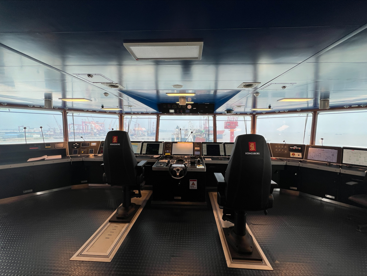 K-Bridge Integrated Bridge System - Kongsberg Maritime