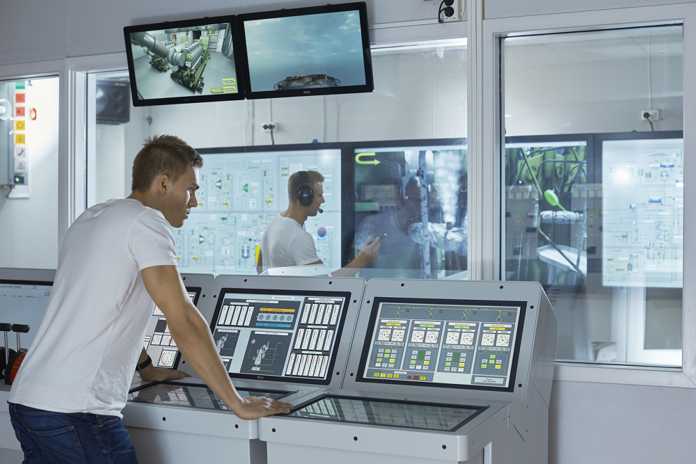 Capital Group Invests in KONGSBERG’s K-Sim Engine and -Cargo Simulators ...