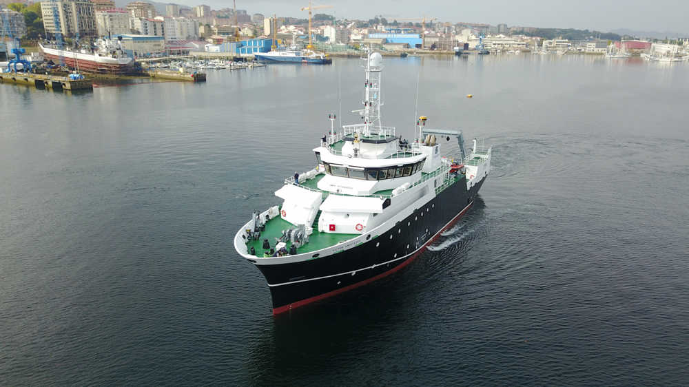 Integrated systems for research vessels - KONGSBERG - an international ...