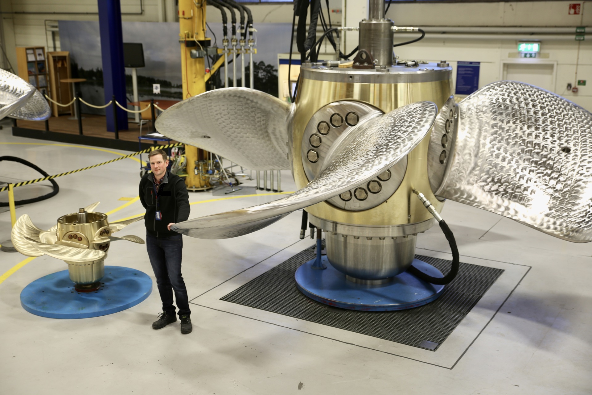 Propeller & Shaftline Systems - Kongsberg Maritime